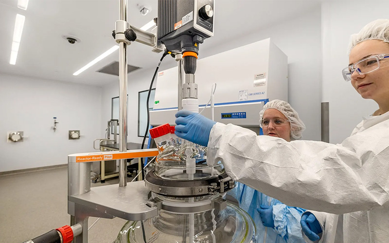 Reactor-Ready Pilot | Process scale-up mRNA | Radleys